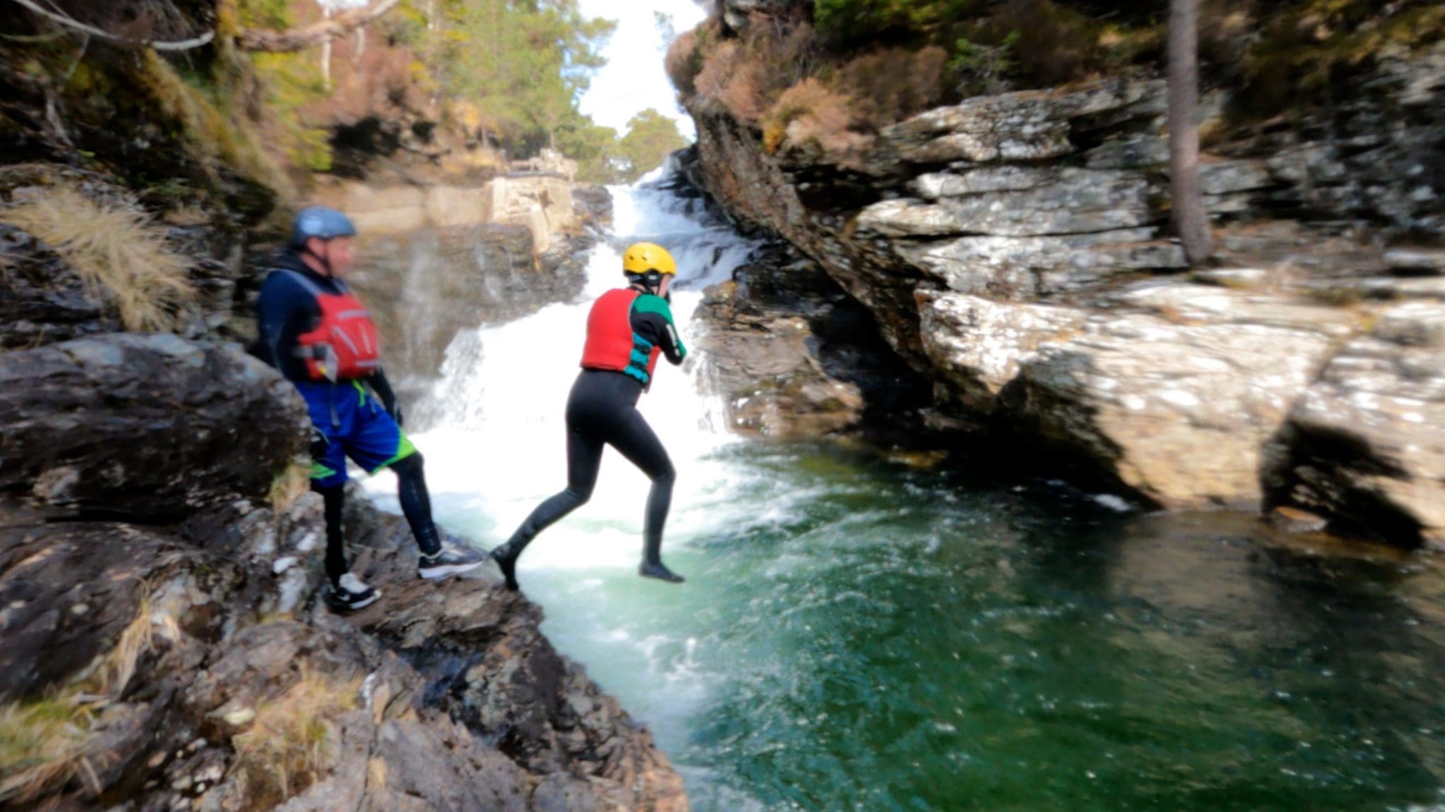 Thrilling Gorge Walking Experiences - Sport Aberdeen